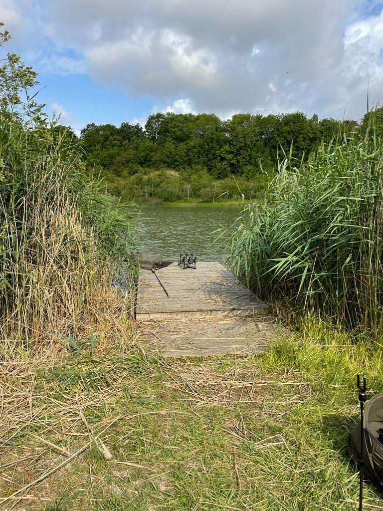 Norman Cross Back Lake - Embryo Angling